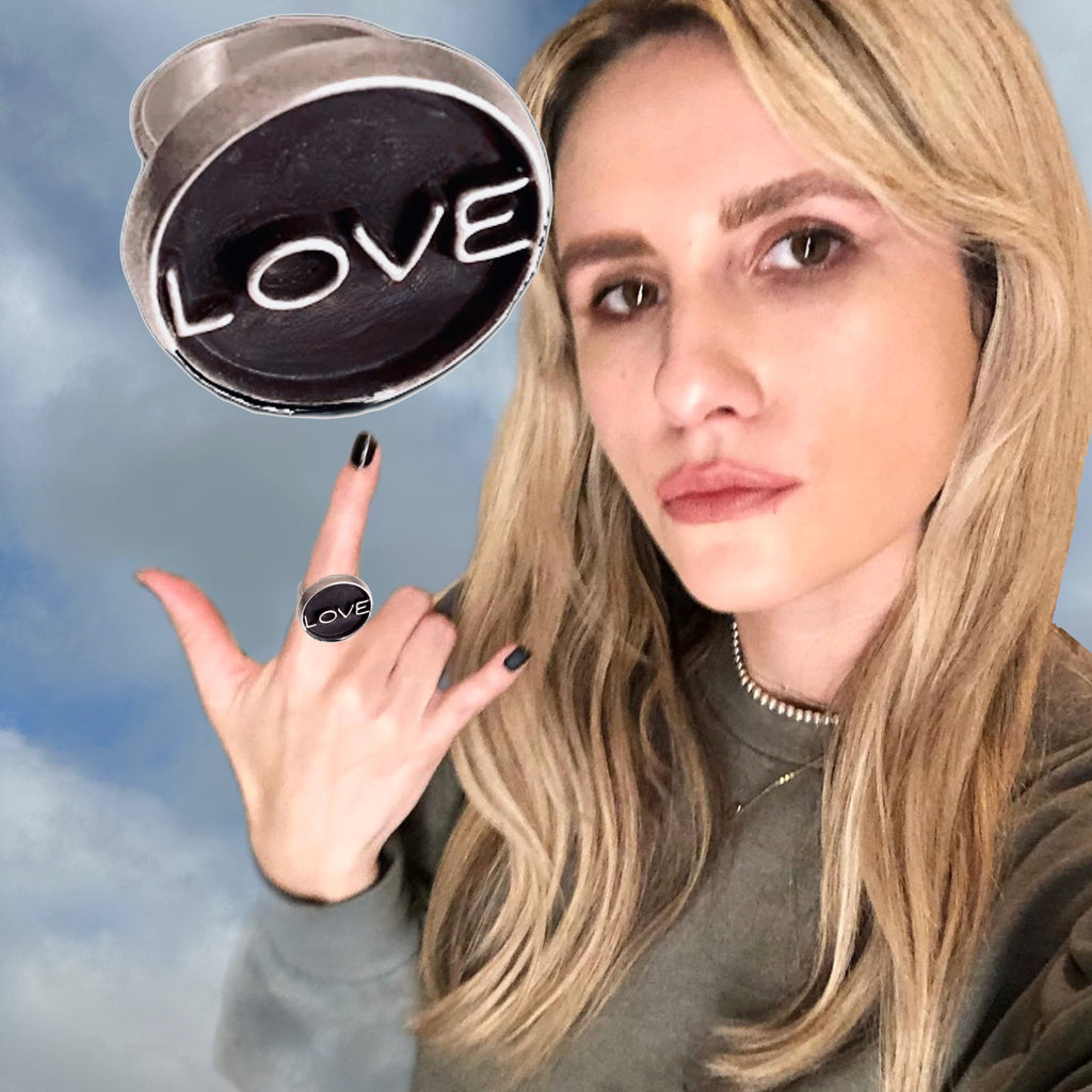 LOVE Gumball Ring – fables