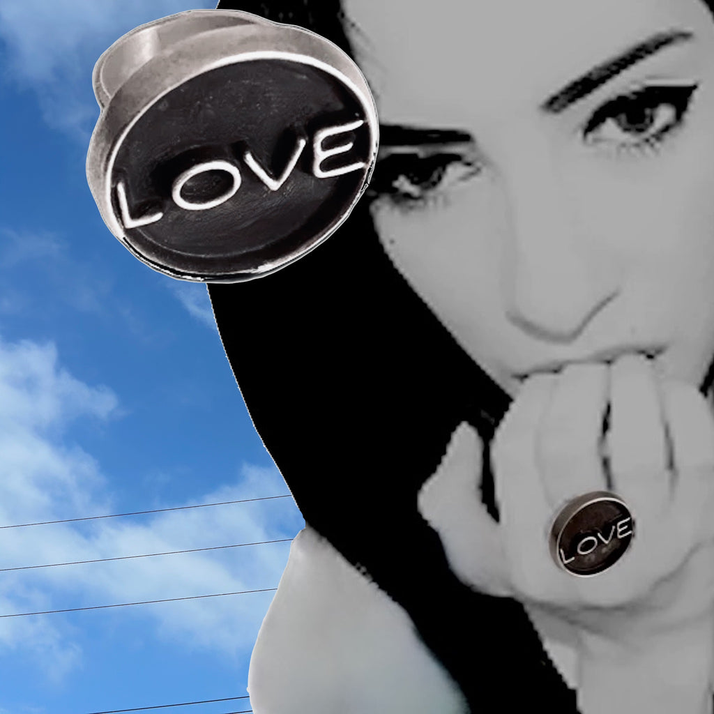 LOVE Gumball Ring – fables