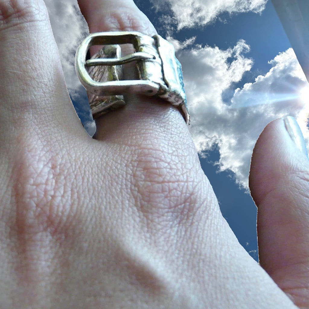 Zane Carney Buckle Ring – fables